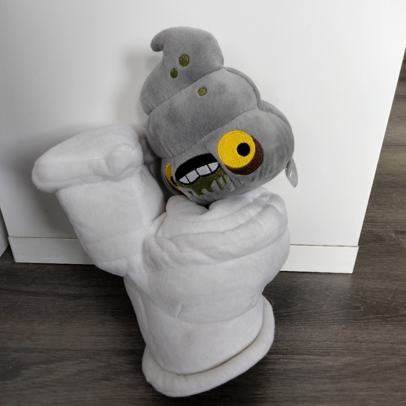 Toys | I Heart Poop Culture White Toilet Plush W Gray Poop Stuffed ...